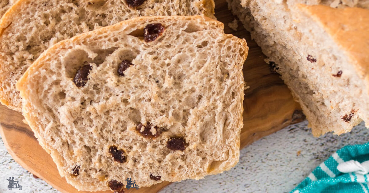 Easy Homemade Amish Cinnamon Breakfast Bread With Raisins