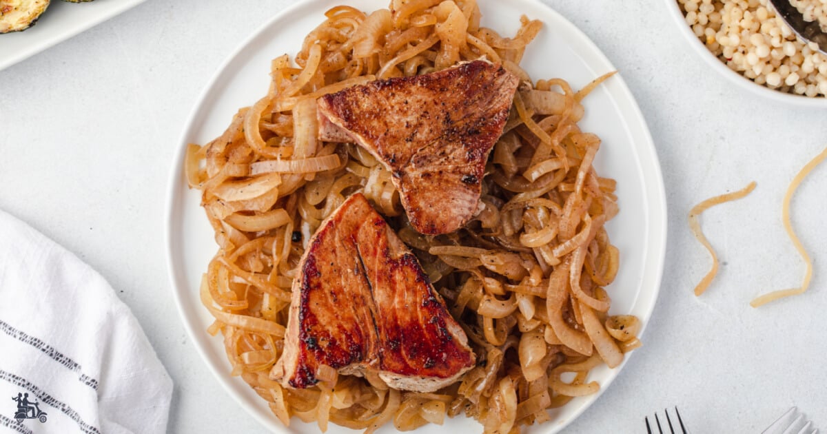 Easy Fresh Tuna Recipe with Caramelized Onions