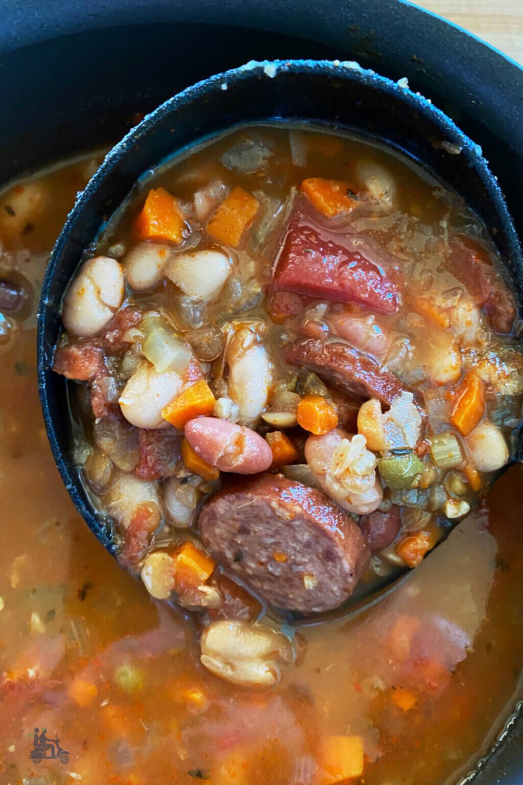 Hearty and Delicious 15 Bean Soup Recipe