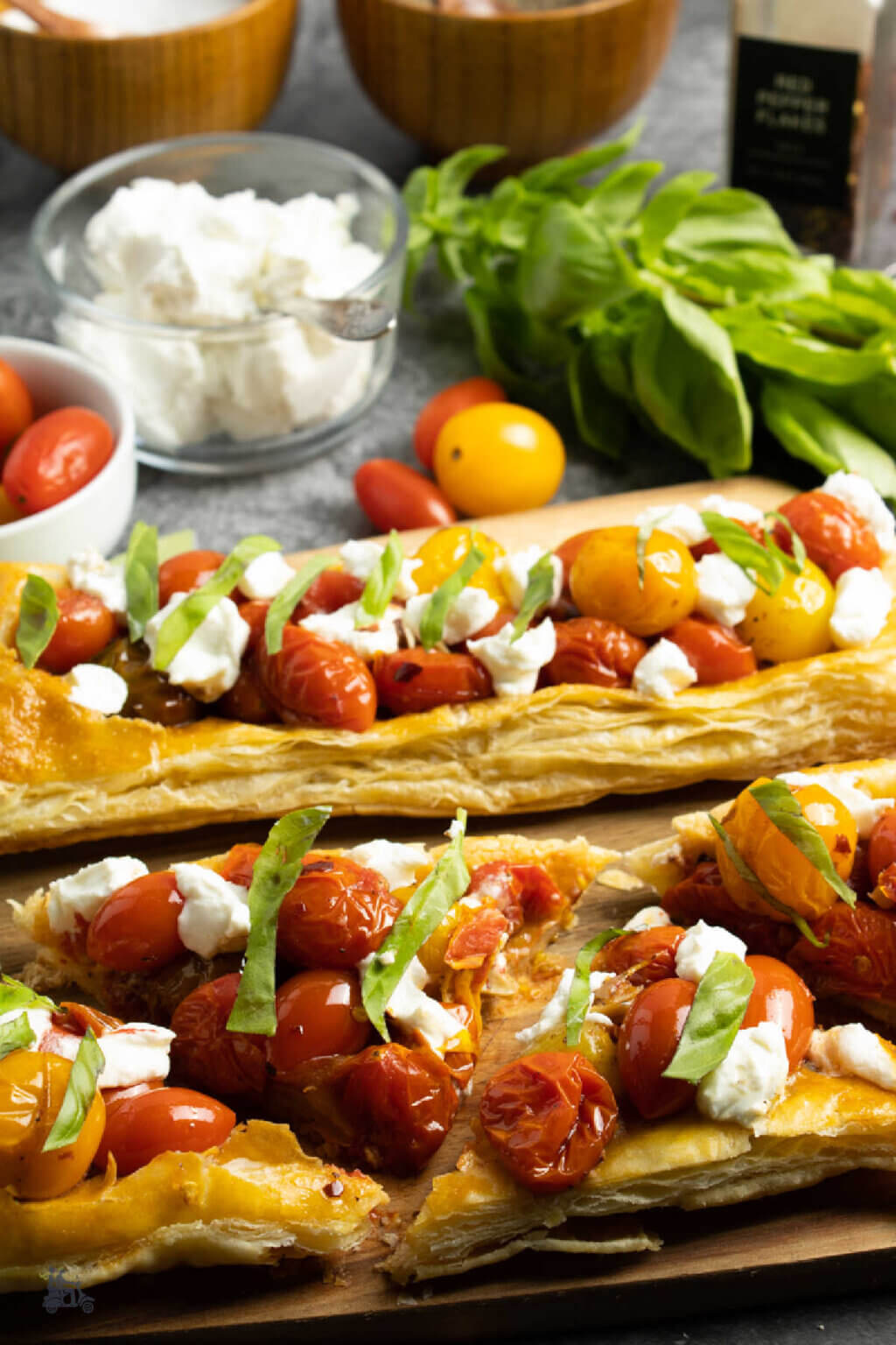 Easy Puff Pastry Bruschetta Pizza