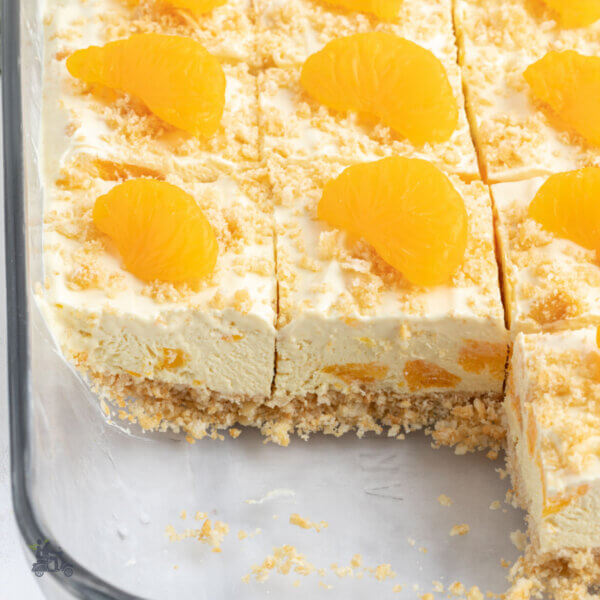 Mandarin Orange Salad with Ritz Cracker Crust