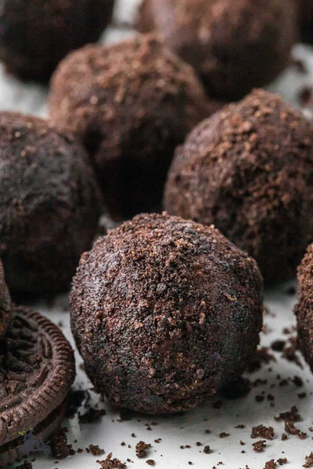 Indulgent Chocolate Rum Balls With An Espresso Twist
