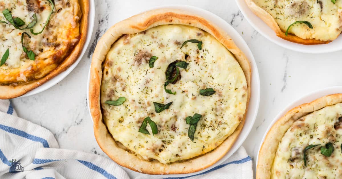 Upside-Down Scrumptious: Particular person Pizza Pot Pies - Street Food ...
