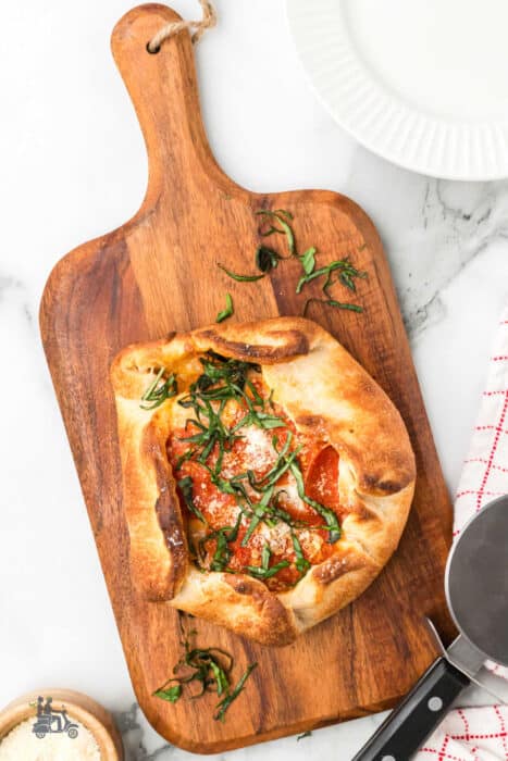 Rustic Stuffed Brie Cheese Pizza — Like an Italian Crostata
