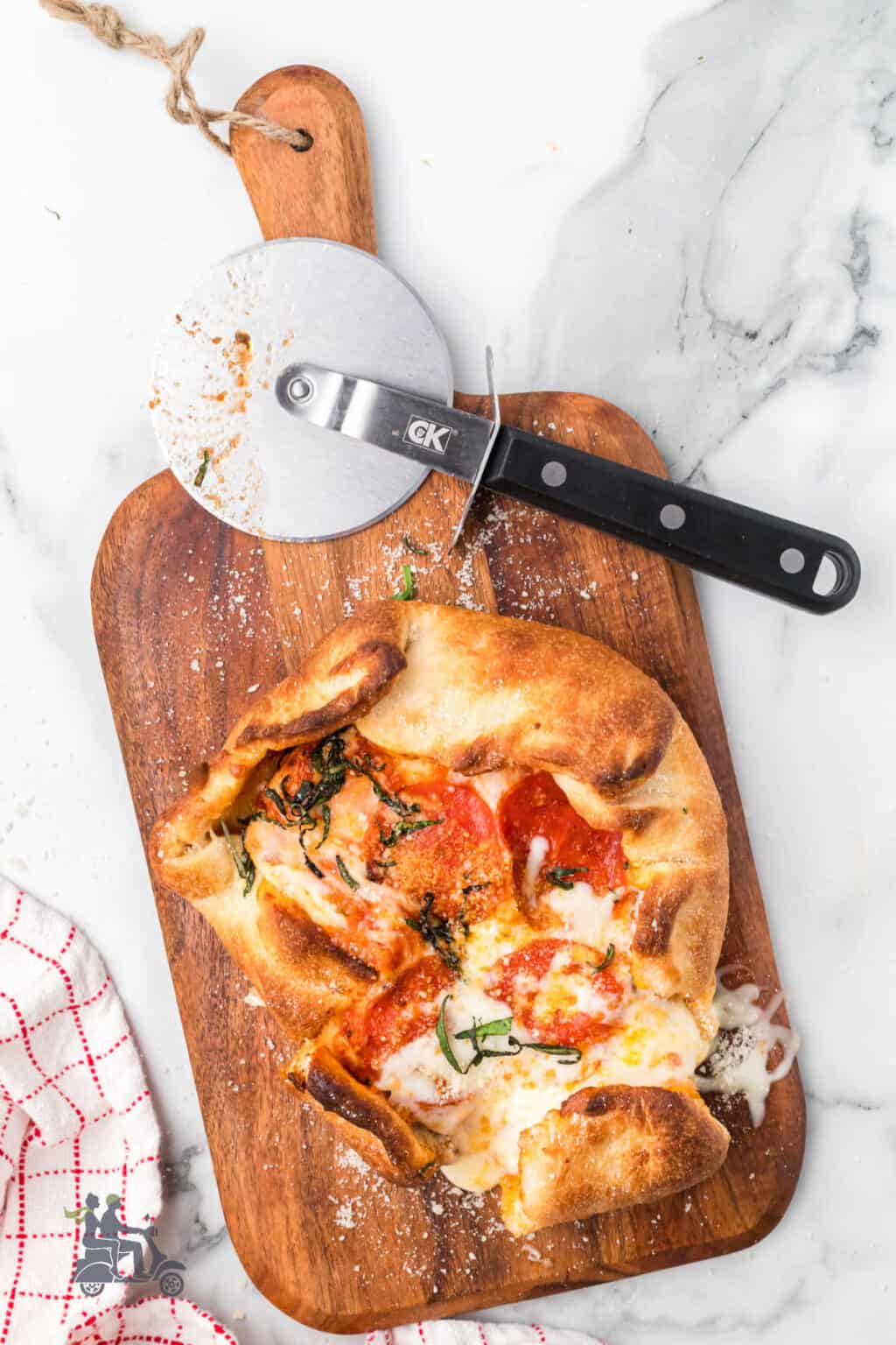 Rustic Stuffed Brie Cheese Pizza — Like an Italian Crostata